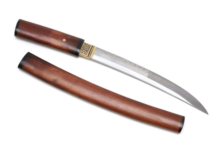 Know More about Traditional Japanese Weapons | KCP International