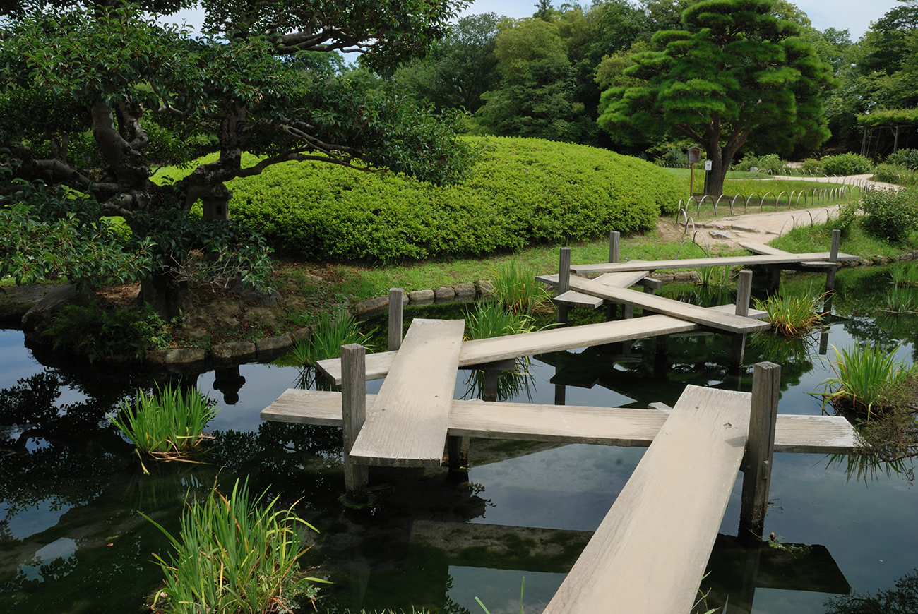 Yatsuhashi: The Eight–Planked Bridge | KCP International