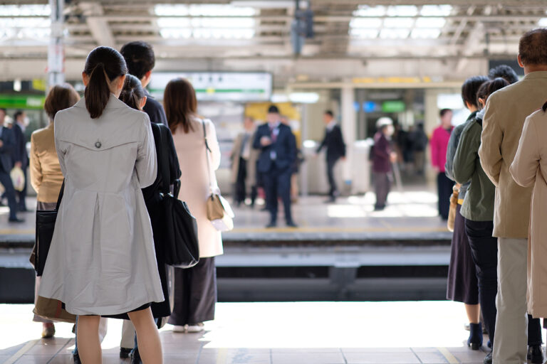 Navigating Japanese Train Platforms | KCP International